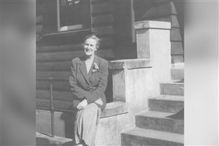 Gryphon Gallery: Dora Winifred Atkins - Part Two - Glenlyon Norfolk School